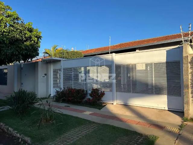 Casa / Sobrado para Venda em Campo Grande/MS Jardim São Lourenço 4 Quartos