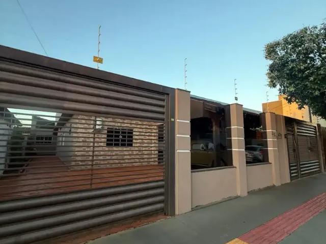 Casa / Sobrado para Venda em Campo Grande/MS Monte Castelo 4 Quartos