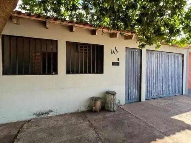 Casa / Sobrado para Venda em Campo Grande/MS Panorama 3 Quartos