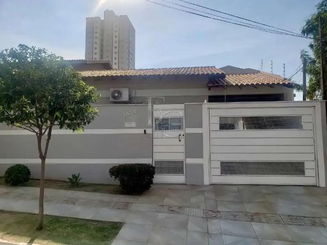 Casa / Sobrado para Venda em Campo Grande/MS São Francisco 3 Quartos