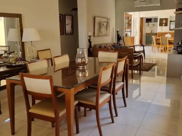 Casa / Sobrado para Venda em Campo Grande/MS São Francisco 4 Quartos