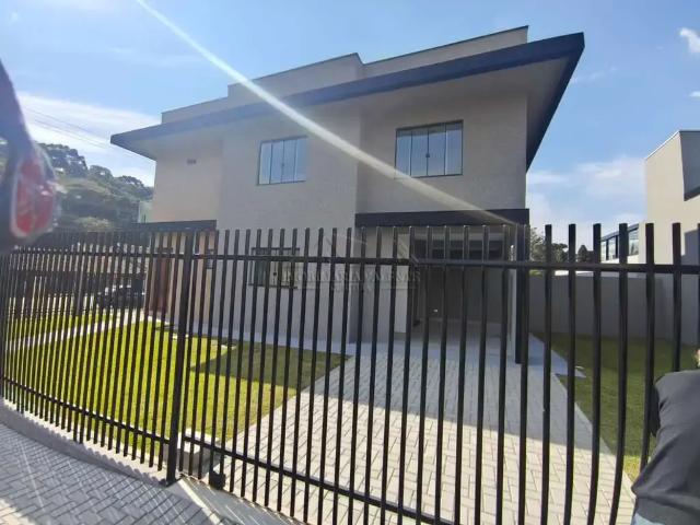 Casa / Sobrado para Venda em Campo Largo/PR Bom Jesus 4 Quartos