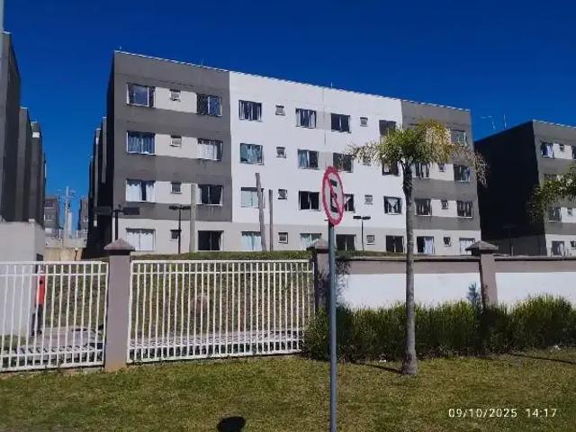 Casa / Sobrado para Venda em Campo Largo/PR Bom Jesus 2 Quartos