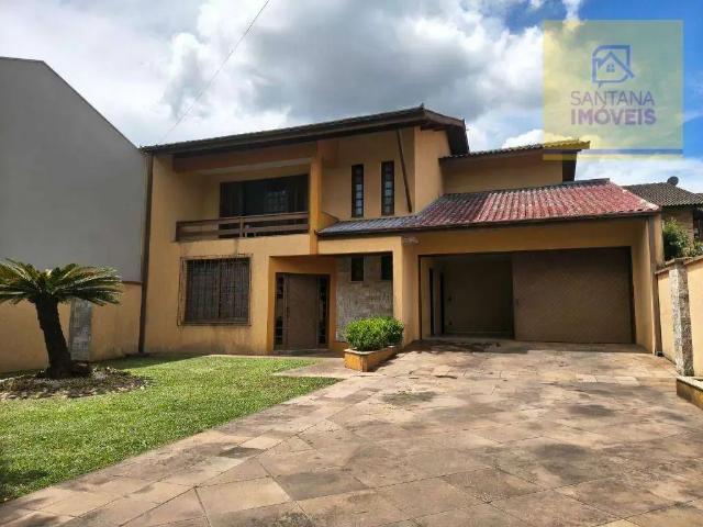 Casa / Sobrado para Venda em Campo Largo/PR Centro 6 Quartos