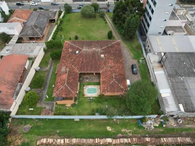 Casa / Sobrado para Venda em Campo Largo/PR Centro