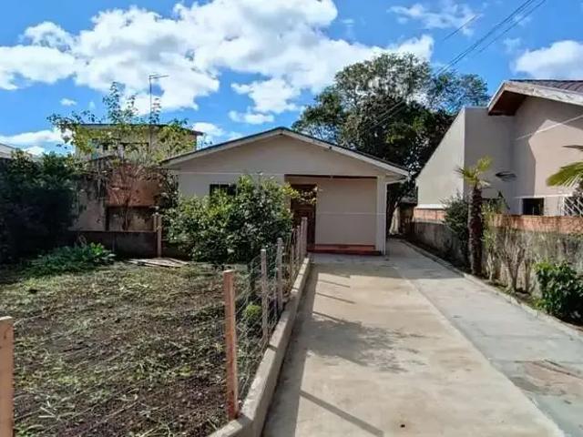 Casa / Sobrado para Venda em Campo Largo/PR Jardim Itaqui 3 Quartos