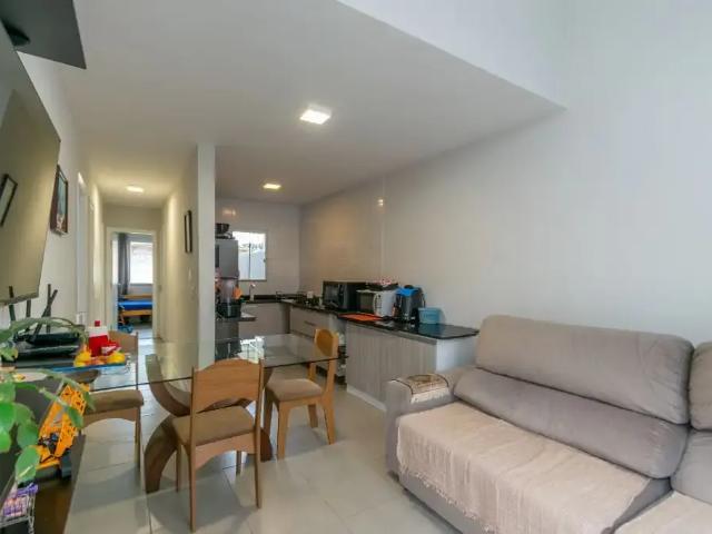 Casa / Sobrado para Venda em Campo Largo/PR São Marcos 3 Quartos