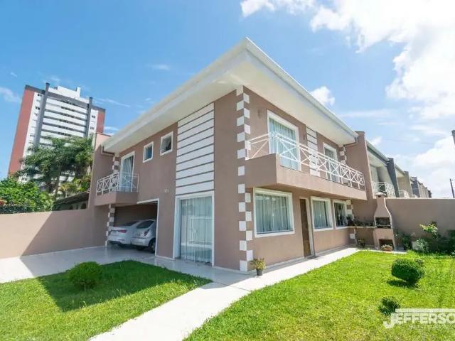 Casa / Sobrado para Venda em Campo Largo/PR Vila Bancária 3 Quartos