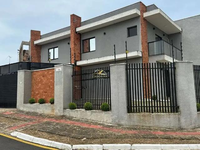 Casa / Sobrado para Venda em Campo Largo/PR Vila Bancária 3 Quartos