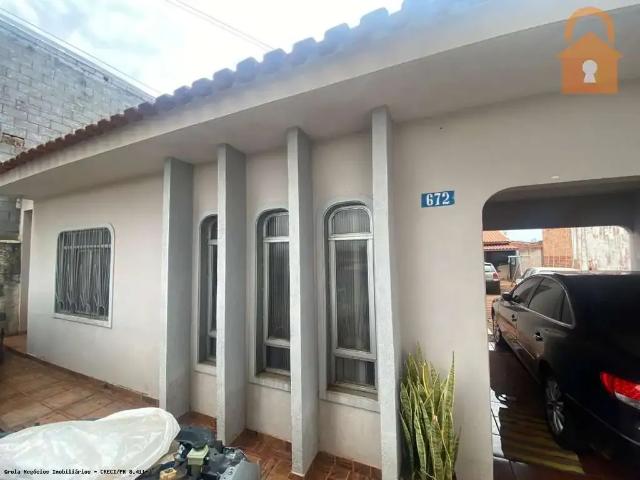 Casa / Sobrado para Venda em Campo Mourão/PR Jardim Aeroporto 2 Quartos