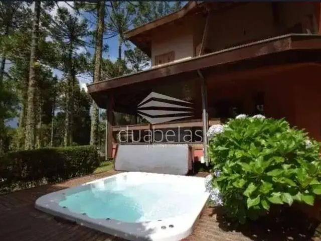 Casa / Sobrado para Venda em Campos do Jordão/SP Centro 5 Quartos