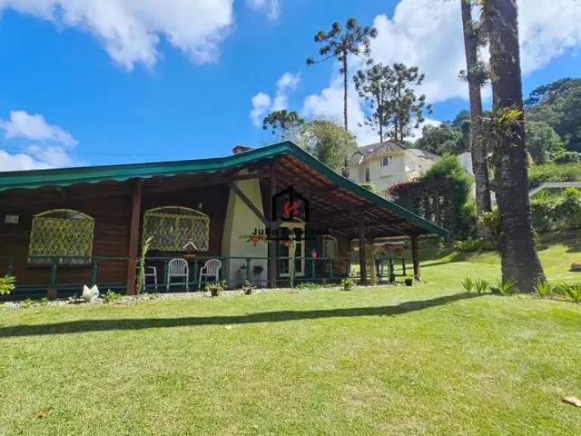 Casa / Sobrado para Venda em Campos do Jordão/SP Alto da Boa Vista 3 Quartos