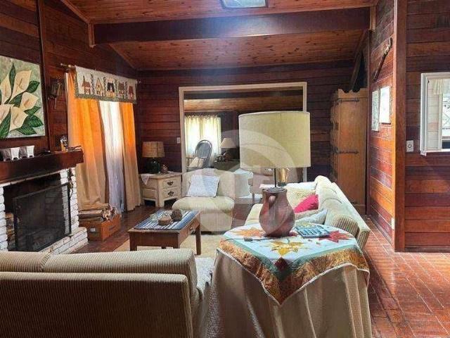 Casa / Sobrado para Venda em Campos do Jordão/SP Alto da Boa Vista 4 Quartos