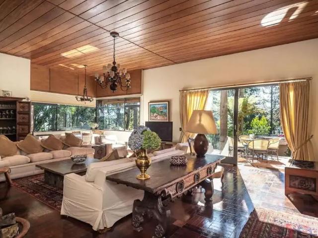 Casa / Sobrado para Venda em Campos do Jordão/SP Fonte Simão 6 Quartos