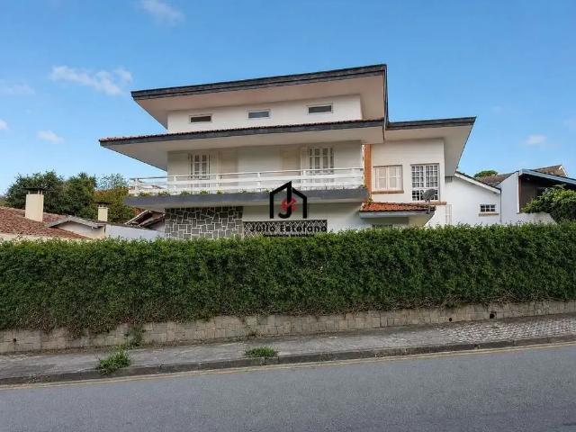 Casa / Sobrado para Venda em Campos do Jordão/SP Fracalanza 4 Quartos