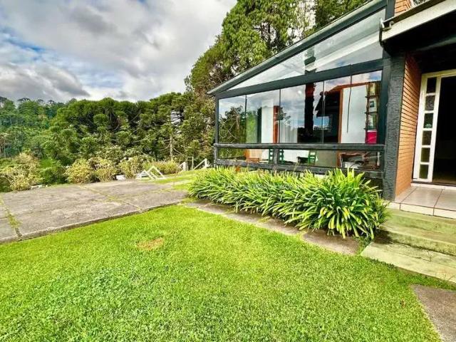 Casa / Sobrado para Venda em Campos do Jordão/SP Jardim Manancial 4 Quartos