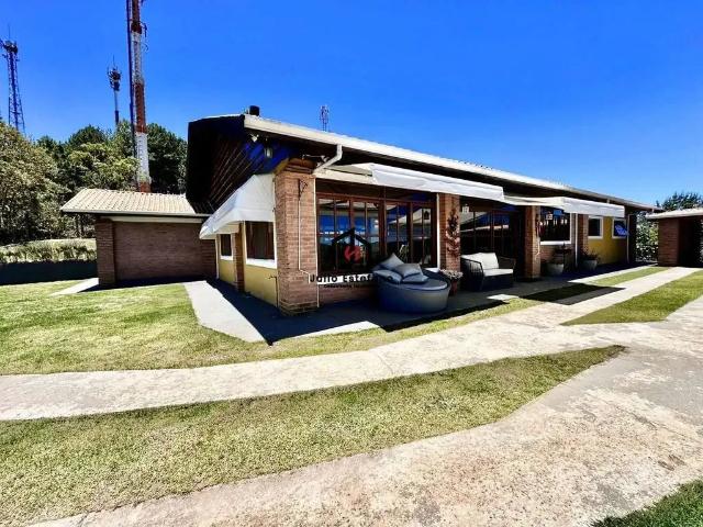 Casa / Sobrado para Venda em Campos do Jordão/SP Jardim Atalaia 6 Quartos