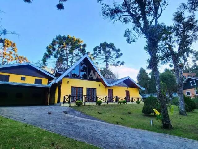 Casa / Sobrado para Venda em Campos do Jordão/SP Jardim Belvedere 3 Quartos
