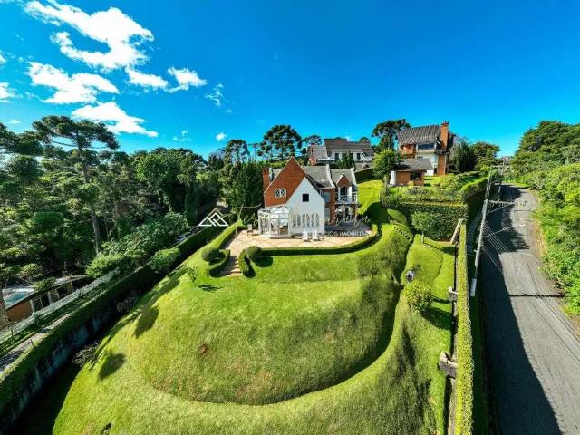 Casa / Sobrado para Venda em Campos do Jordão/SP Jardim das Pérolas 3 Quartos