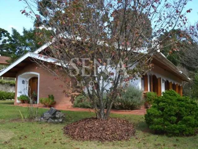 Casa / Sobrado para Venda em Campos do Jordão/SP Jardim do Embaixador 4 Quartos