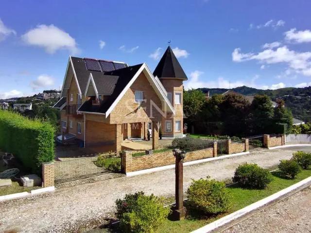Casa / Sobrado para Venda em Campos do Jordão/SP Jardim Europa 5 Quartos