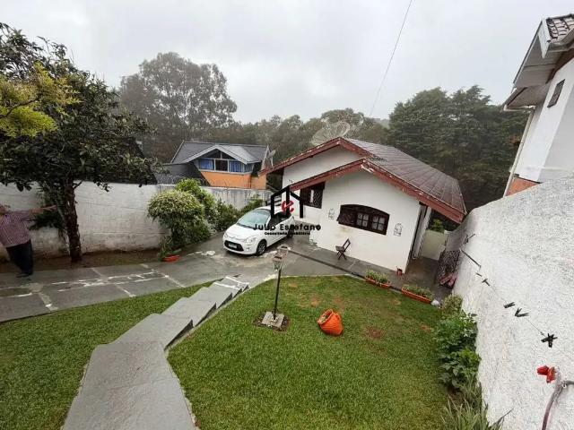 Casa / Sobrado para Venda em Campos do Jordão/SP Serra Azul 3 Quartos