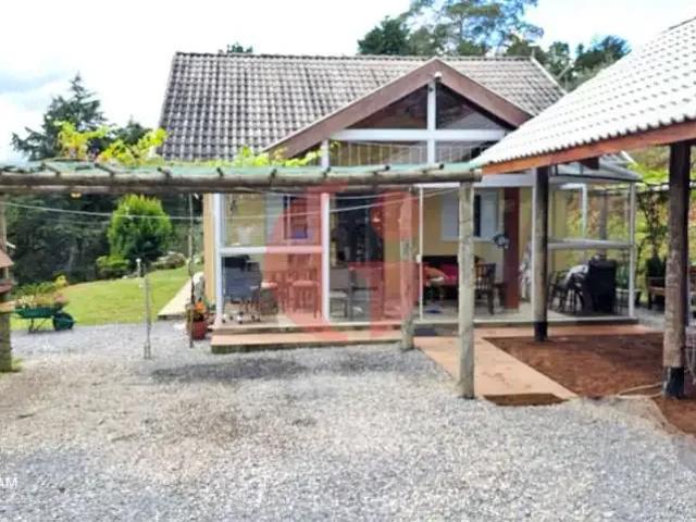 Casa / Sobrado para Venda em Campos do Jordão/SP Parque Ferradura 4 Quartos