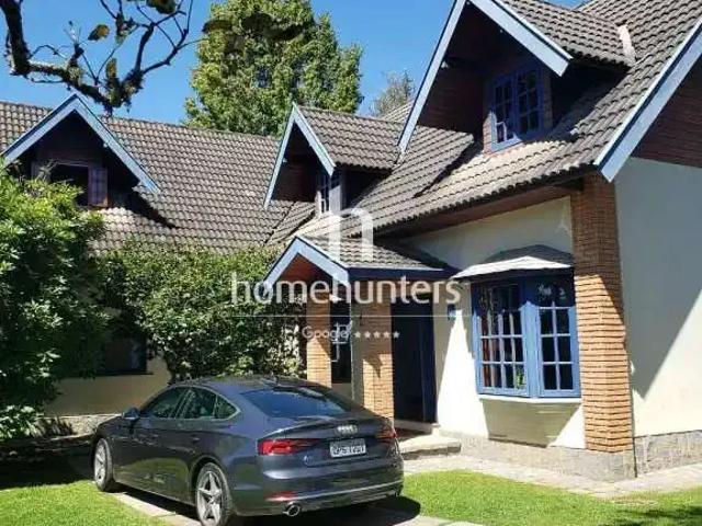 Casa / Sobrado para Venda em Campos do Jordão/SP Vila Capivari 6 Quartos