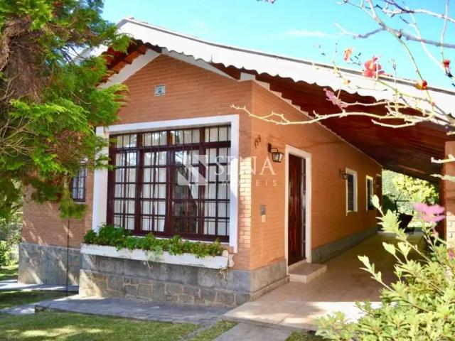 Casa / Sobrado para Venda em Campos do Jordão/SP Vila Capivari 3 Quartos