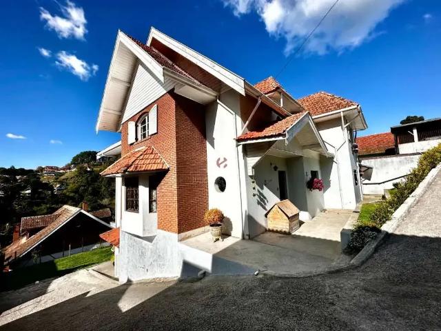 Casa / Sobrado para Venda em Campos do Jordão/SP Vila Cristina 7 Quartos