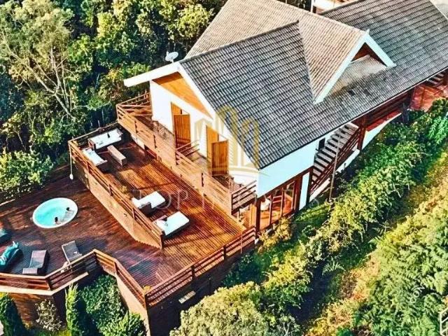 Casa / Sobrado para Venda em Campos do Jordão/SP Vila Loli 4 Quartos