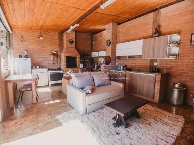 Casa / Sobrado para Venda em Campos do Jordão/SP Vila Loli 4 Quartos