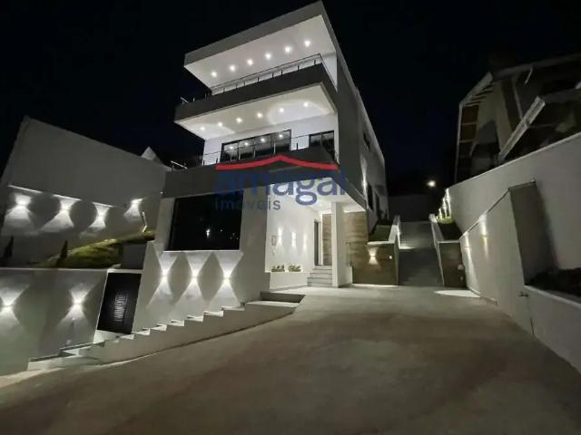 Casa / Sobrado para Venda em Campos do Jordão/SP Vila Matilde 5 Quartos