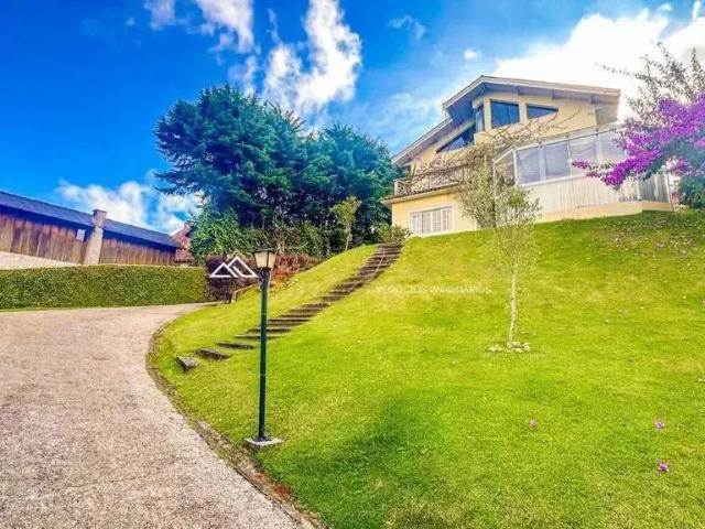 Casa / Sobrado para Venda em Campos do Jordão/SP Vila Natal 4 Quartos
