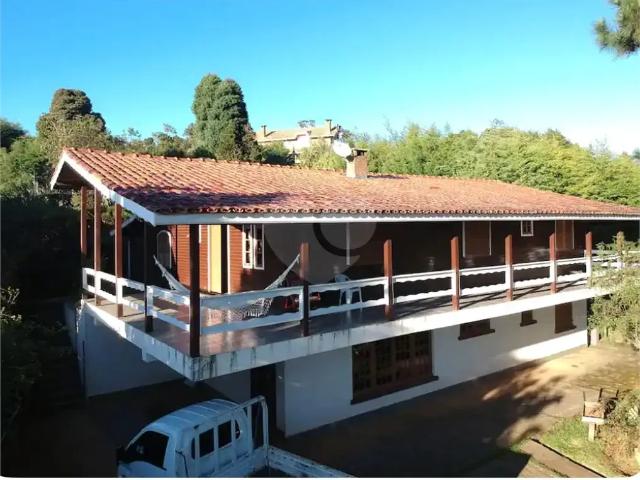 Casa / Sobrado para Venda em Campos do Jordão/SP Vila Natal 5 Quartos