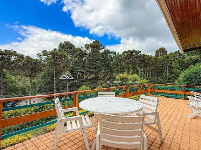 Casa / Sobrado para Venda em Campos do Jordão/SP Vila Poran 4 Quartos