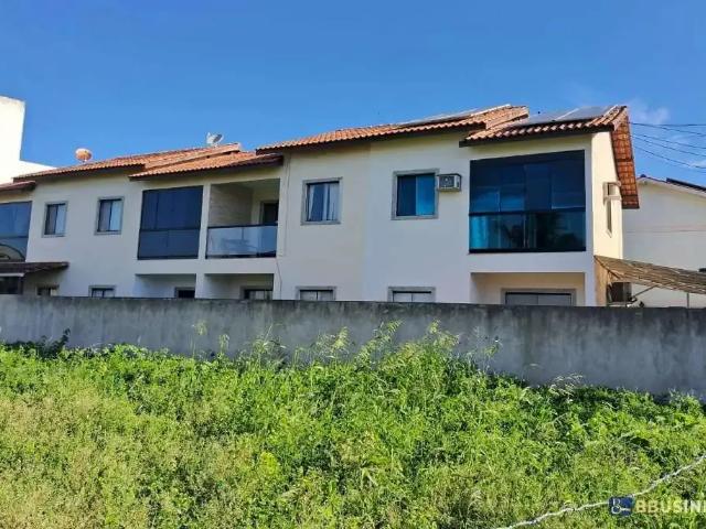 Casa / Sobrado para Venda em Campos dos Goytacazes/RJ Alphaville 2 Quartos