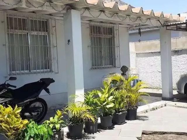 Casa / Sobrado para Venda em Campos dos Goytacazes/RJ Centro 3 Quartos