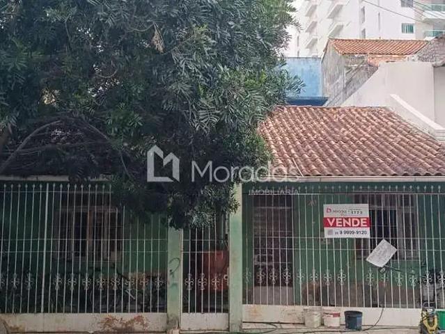 Casa / Sobrado para Venda em Campos dos Goytacazes/RJ Centro 3 Quartos
