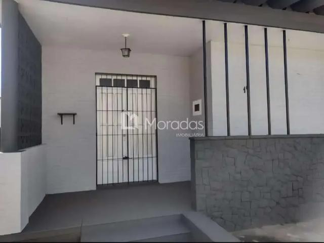 Casa / Sobrado para Venda em Campos dos Goytacazes/RJ Centro 3 Quartos