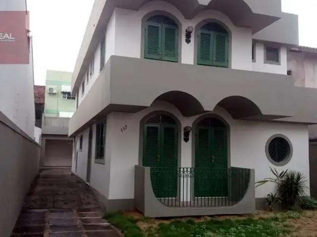 Casa / Sobrado para Venda em Campos dos Goytacazes/RJ Centro 4 Quartos