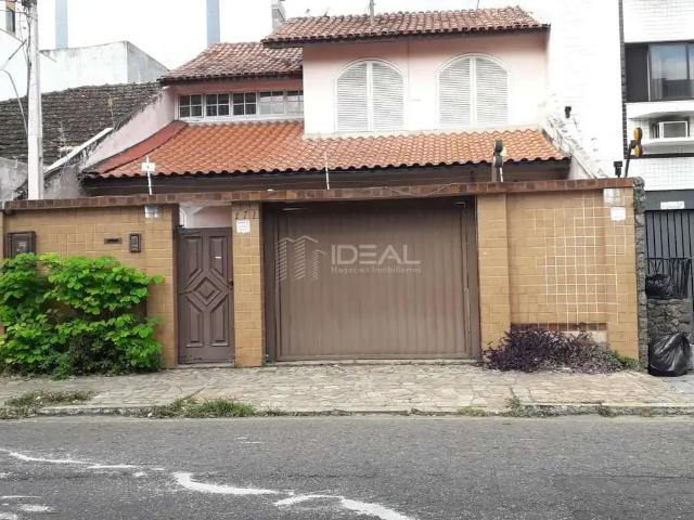 Casa / Sobrado para Venda em Campos dos Goytacazes/RJ Centro 6 Quartos