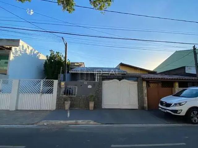 Casa / Sobrado para Venda em Campos dos Goytacazes/RJ Jardim das Acácias 3 Quartos