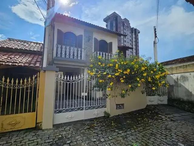 Casa / Sobrado para Venda em Campos dos Goytacazes/RJ Lapa 3 Quartos