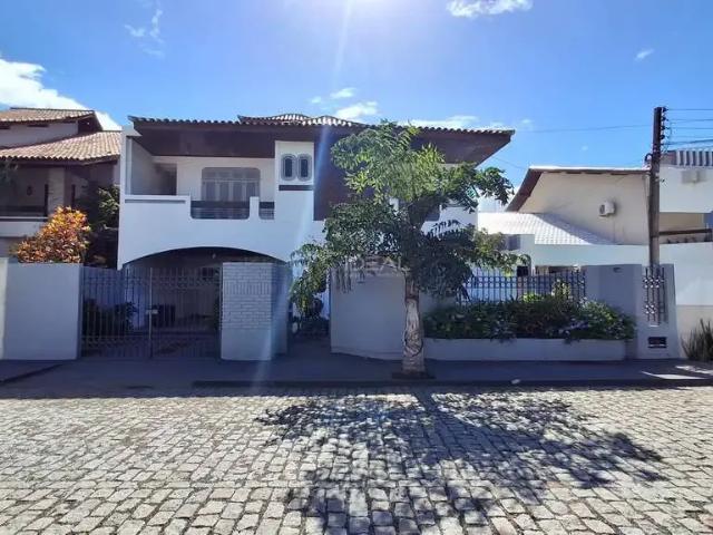 Casa / Sobrado para Venda em Campos dos Goytacazes/RJ Lapa 4 Quartos