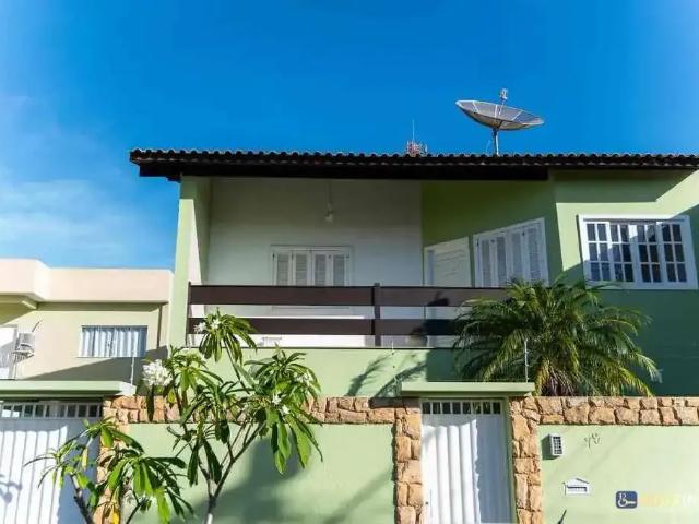 Casa / Sobrado para Venda em Campos dos Goytacazes/RJ Parque Corrientes 4 Quartos