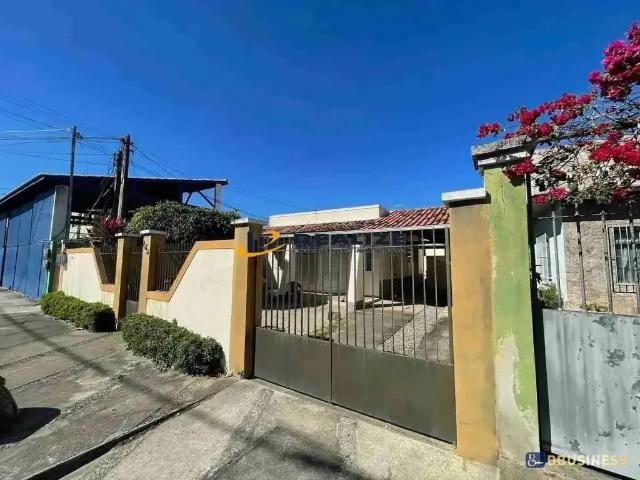 Casa / Sobrado para Venda em Campos dos Goytacazes/RJ Parque Califórnia 3 Quartos