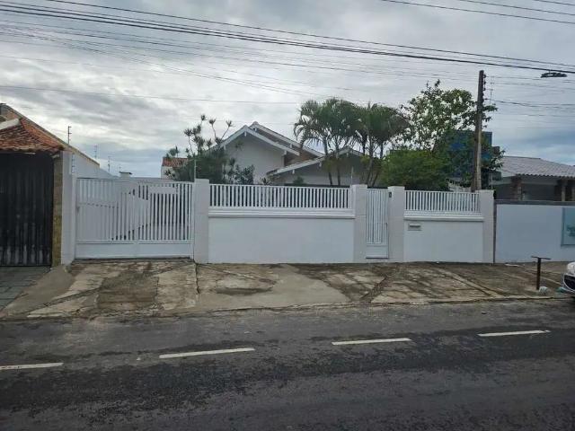 Casa / Sobrado para Venda em Campos dos Goytacazes/RJ Parque Califórnia 3 Quartos