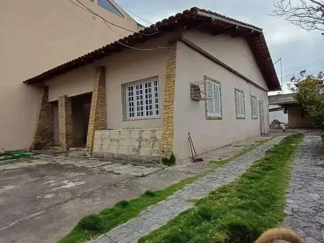 Casa / Sobrado para Venda em Campos dos Goytacazes/RJ Parque Califórnia 3 Quartos
