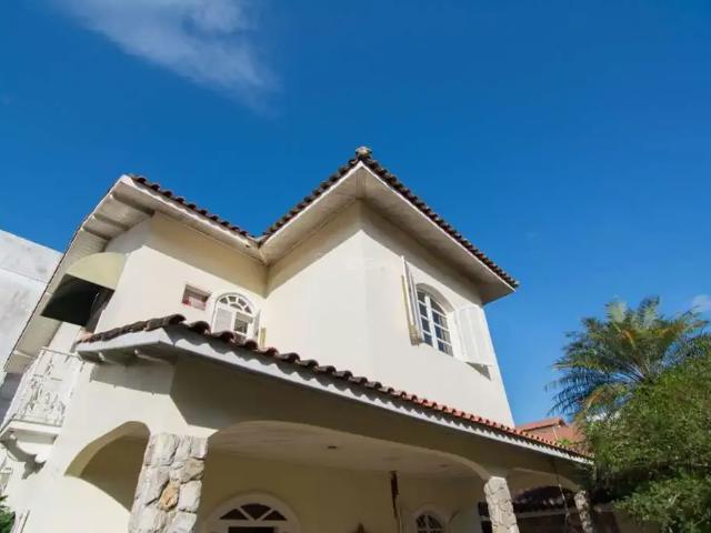 Casa / Sobrado para Venda em Campos dos Goytacazes/RJ Parque Flamboyant 4 Quartos